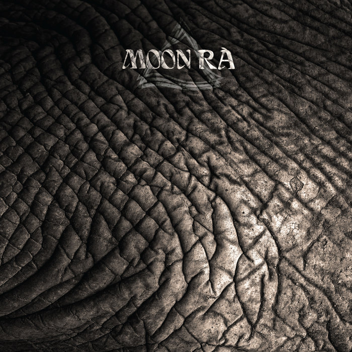 Moon Rå | Moon Rã