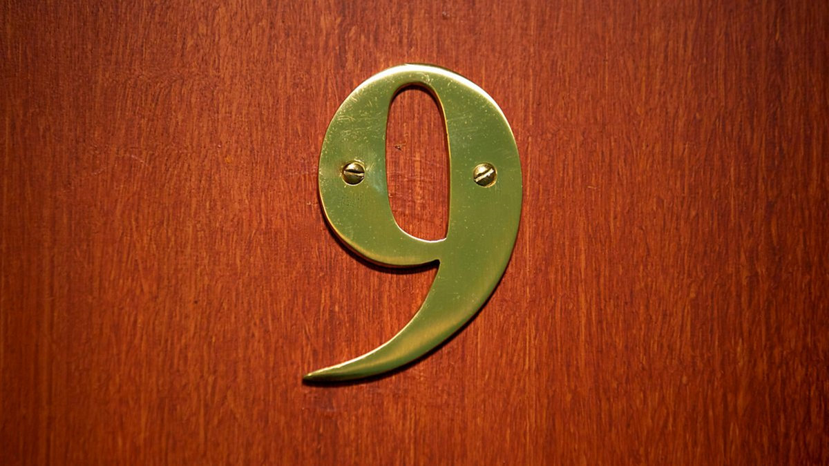 No 9 | THE ERIC VON TUTRI FOUR