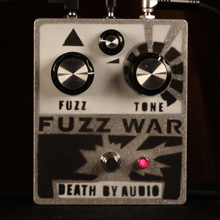 Fuzz War | Oscillator
