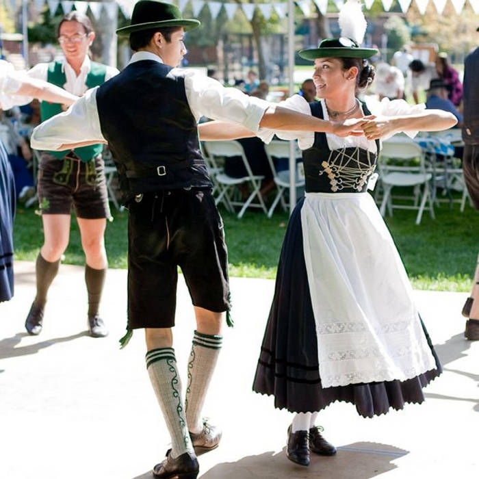 Traditional German Dancing