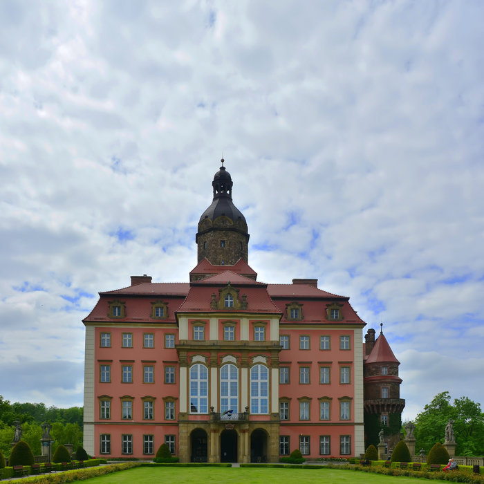 Classical Master Pieces Revisited | treppenhauer