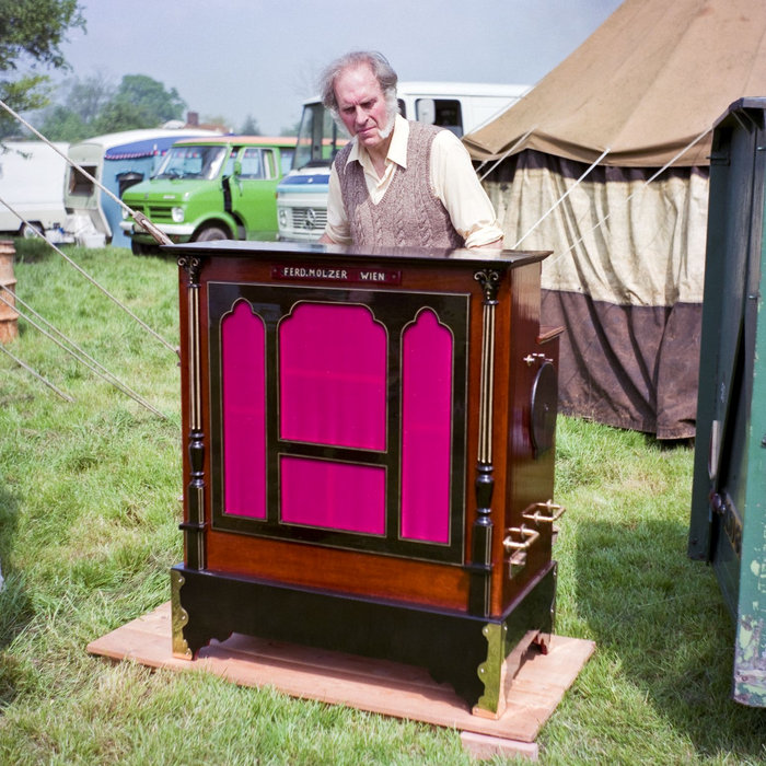 The Nostalgia of Fairground Music | SonicFields