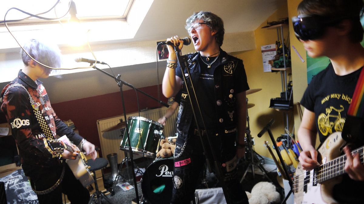 Crisis Point - "Slit Wrist Demo" | The Masochists