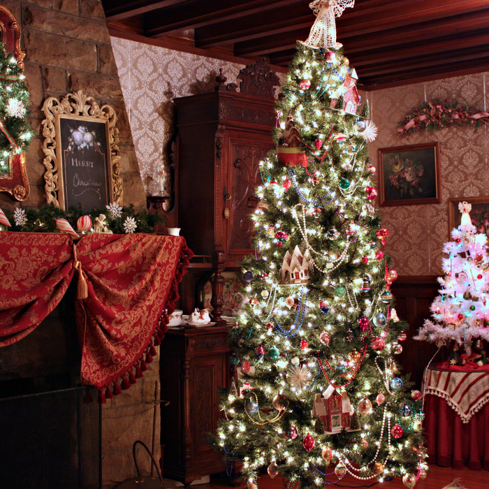 Christmas Is Forever Tree Ceramic Tree | Evelazar | verlitovali