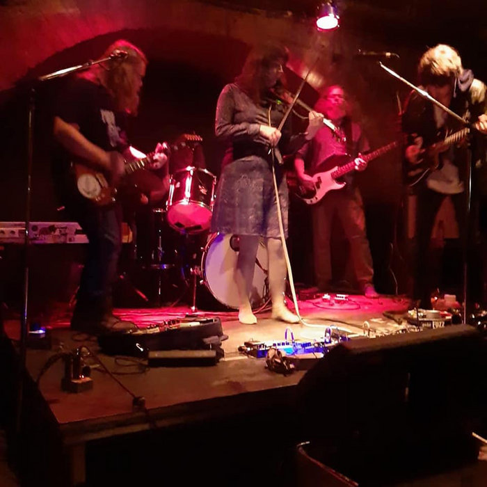 Rhiz, Vienna, AU - September 8, 2019 | Dire Wolves Just Exactly Perfect ...