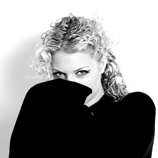 Laura Vane & the Vipertones - Christmas Day With Me | Christmas Candy