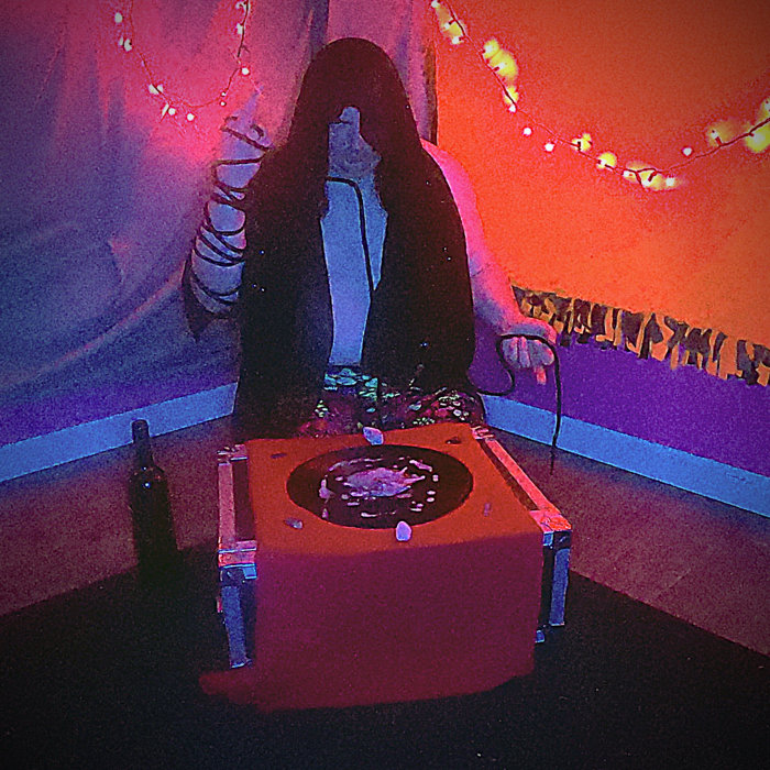 Pet b/w Trailer Trash | Ven Perp