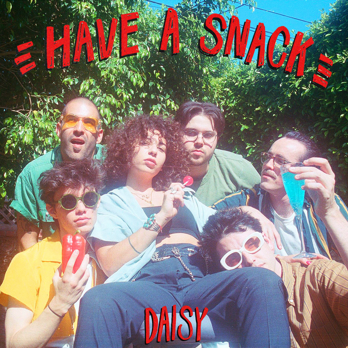 HAVE A SNACK | DAISY