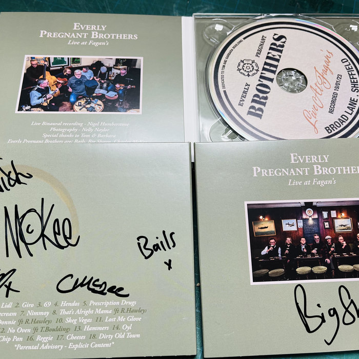 Live at Fagan's (signed) | The Everly Pregnant Brothers
