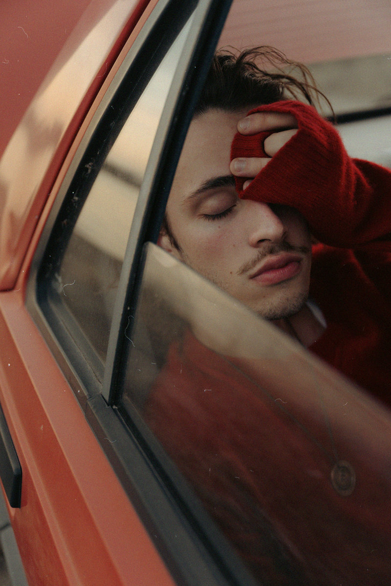 Saturday Silence | Iskander Moon