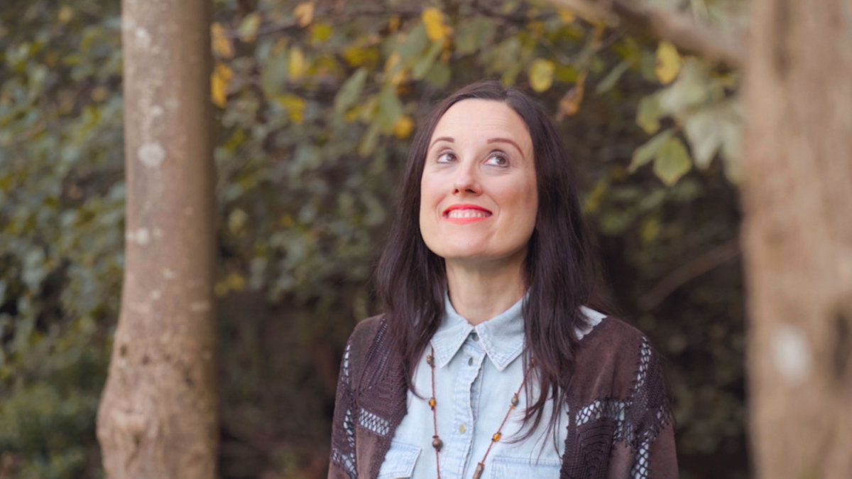 Cariad yw Cymru | Alli Gemini