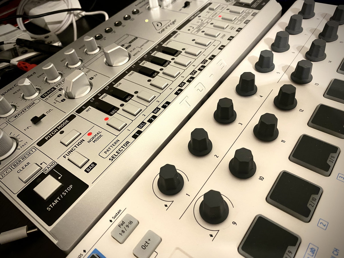 Test Flight [Melodic Synth Beat] | Negru Bezna