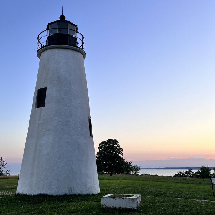 Mantra Muse: The Lighthouse | Nadia Danielle | ND Stardust