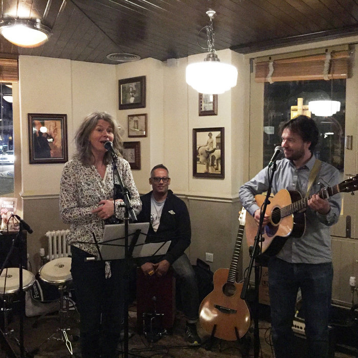 Red Kite | Danielle Nicholls Band