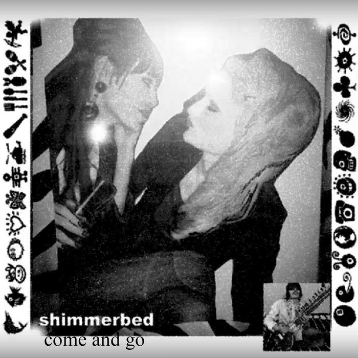 The Come and Go | shimmer bed