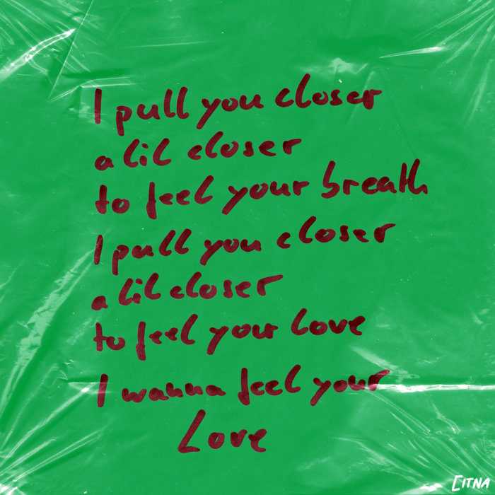 I pull you closer | Citna | Violet Crown