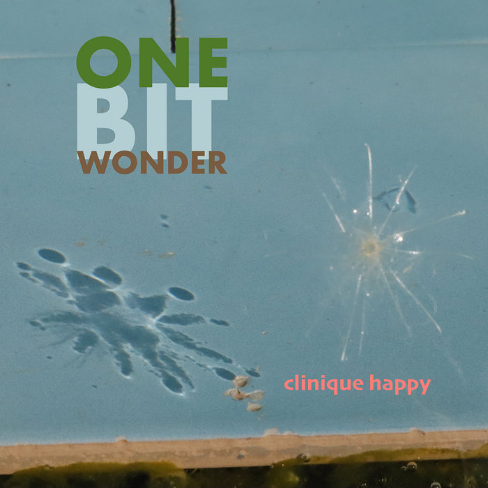 ONE BIT WONDER | clinique happy