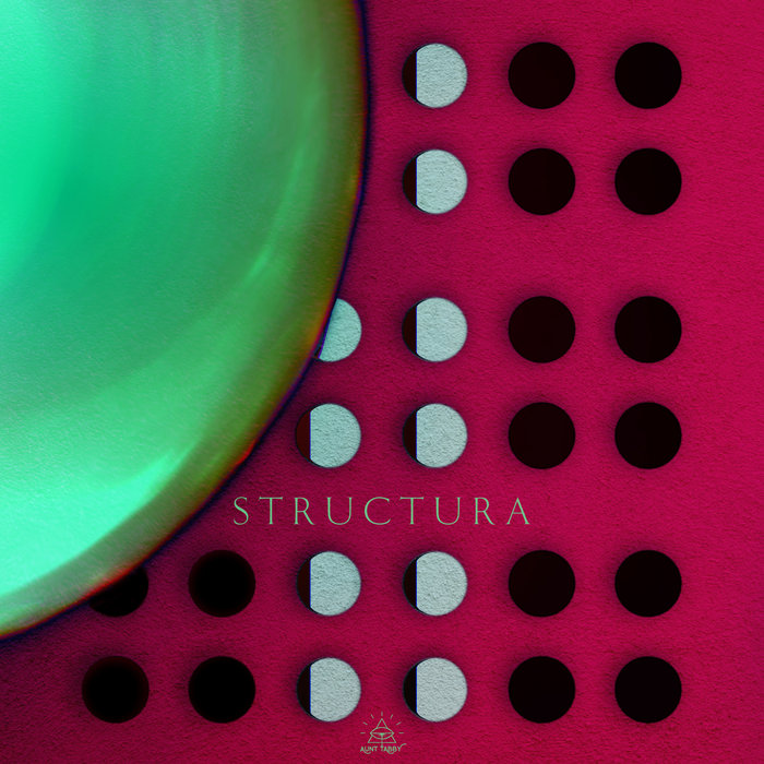 STRUCTURA | AUNT TABBY