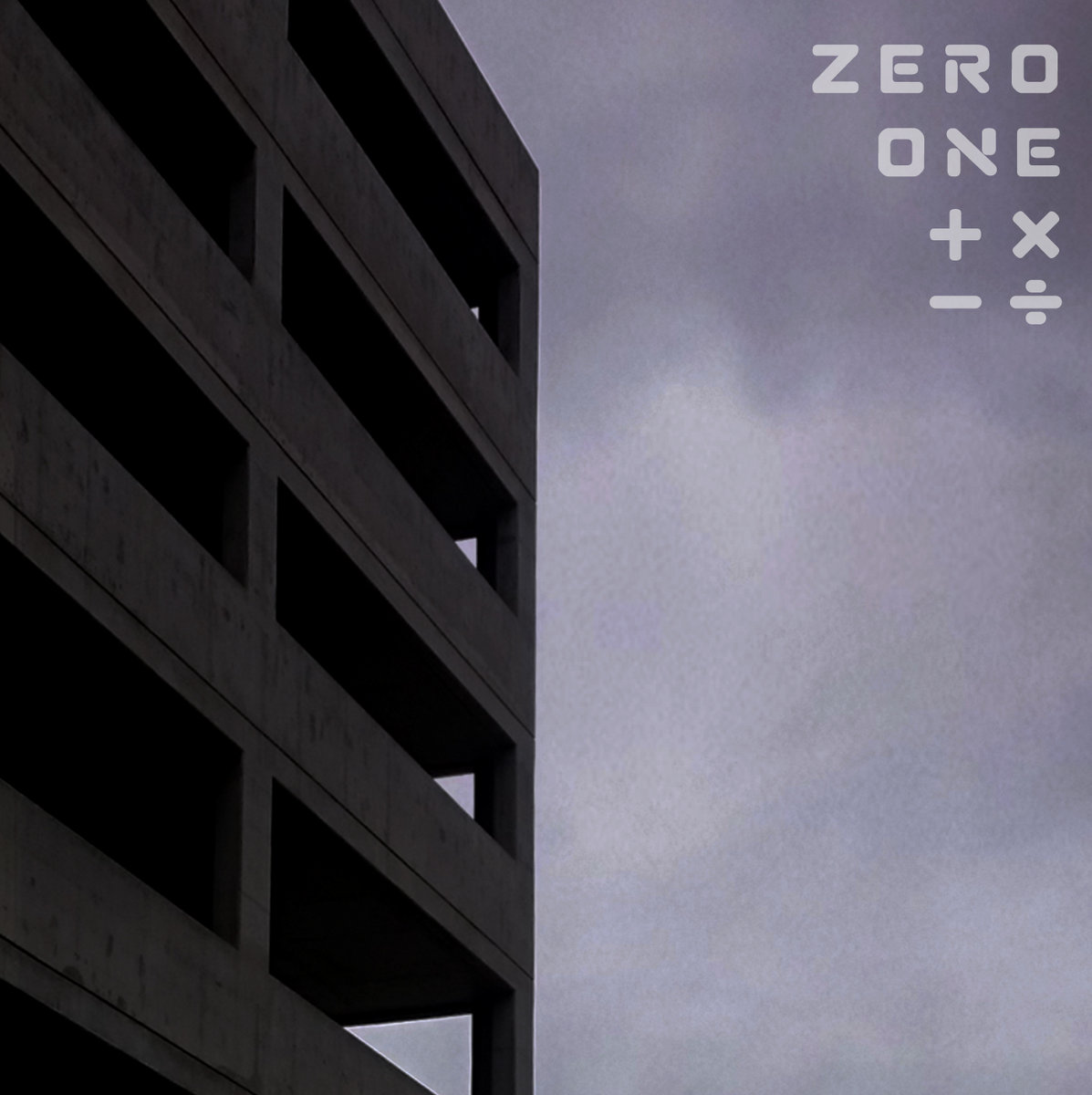 Zer01[+ x - /] | Zero One