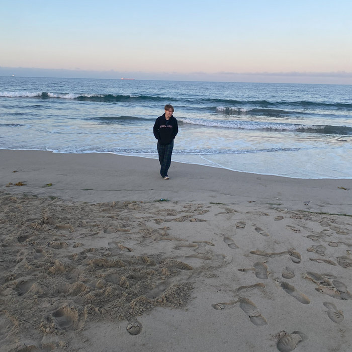 Freaks | Surf Curse | Wretched Youth