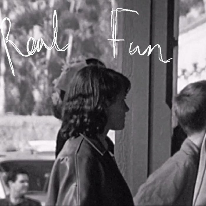 Real People Having Fun | flunkie