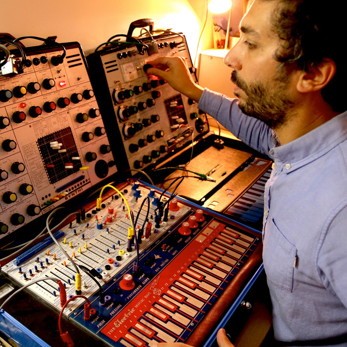 COLORS OF THE FUTURE | Jonathan Fitoussi