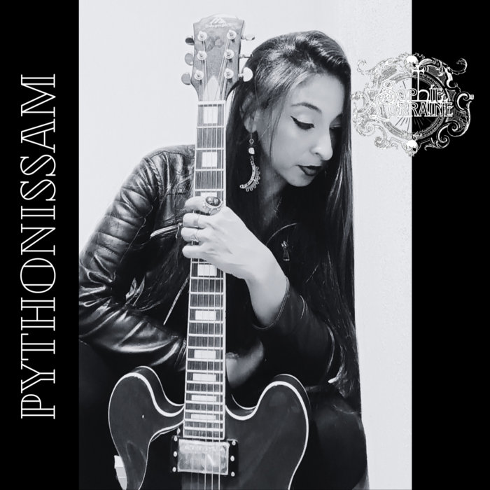 PYTHONISSAM | Sophíe Lorraine
