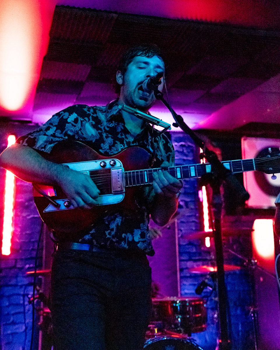 Back to Bed (Single) | Forest Ray