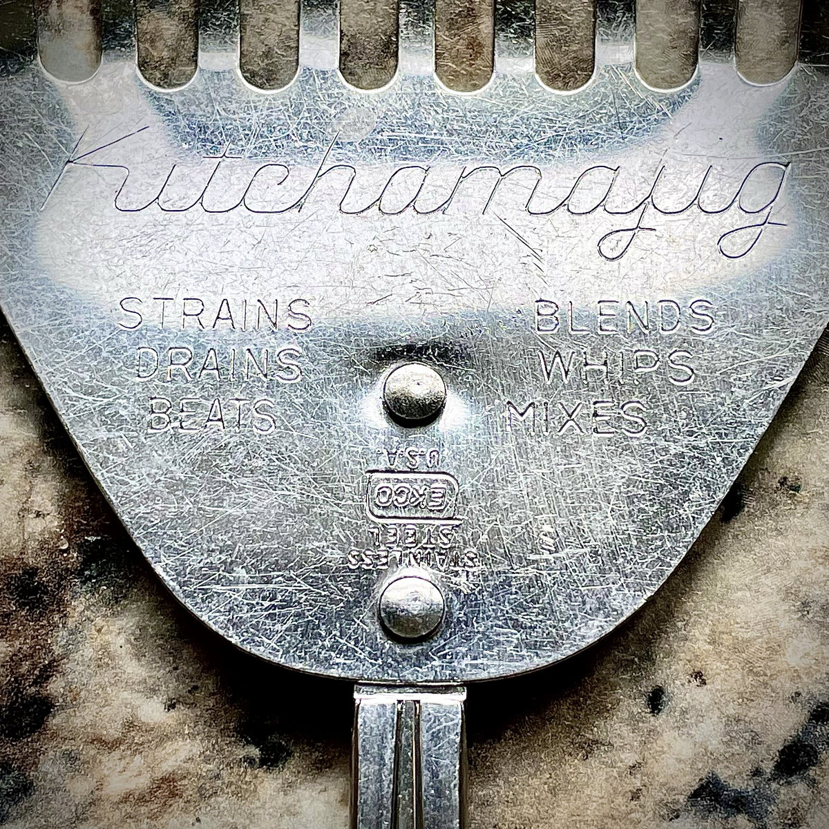 Kitchamajig | Mome Rath