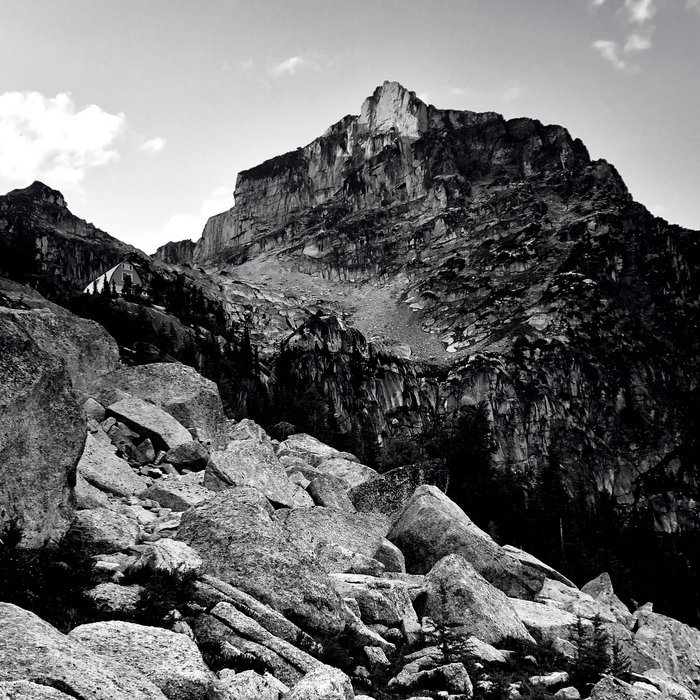 A Door in the Mountain | Caradhras