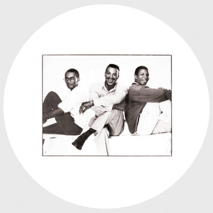 It's Just Amazing | Pause | Freestyle Records