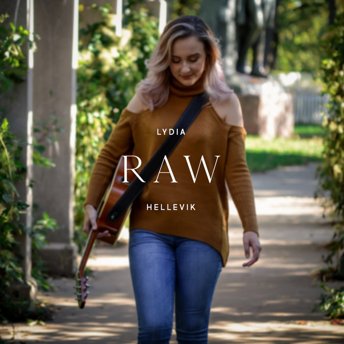 Raw | Lydia Hellevik