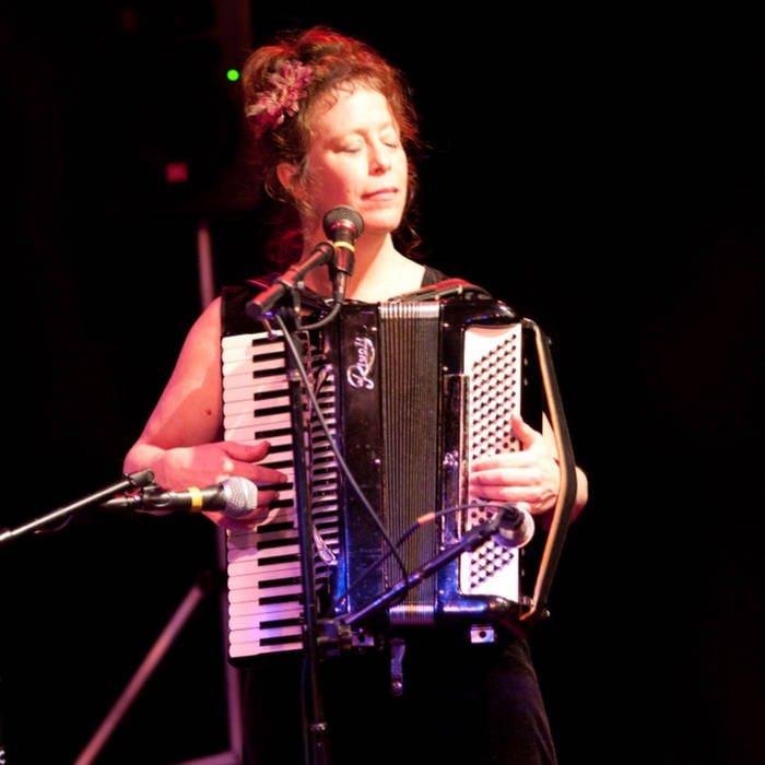 Prostrate Before A Periwinkle | Amy Denio / Spoot Music