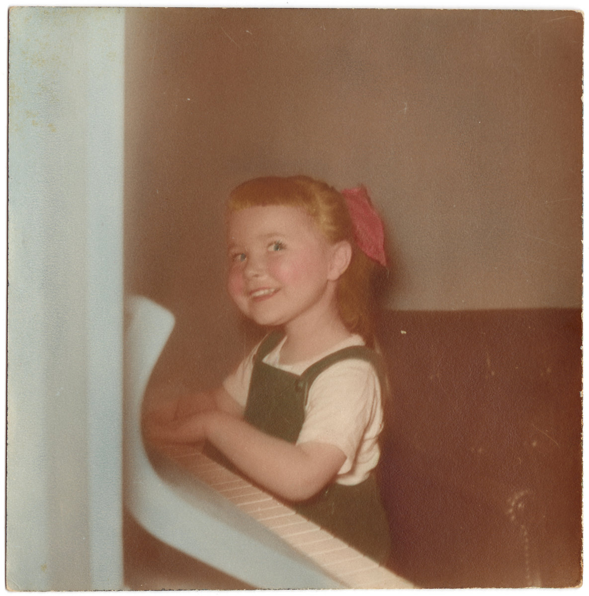 Virtual Stardust | April Larson