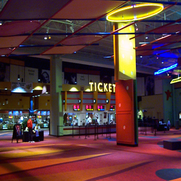 katy mills mall （1999－？） | LodgeNet'99 | Sunspree Resort