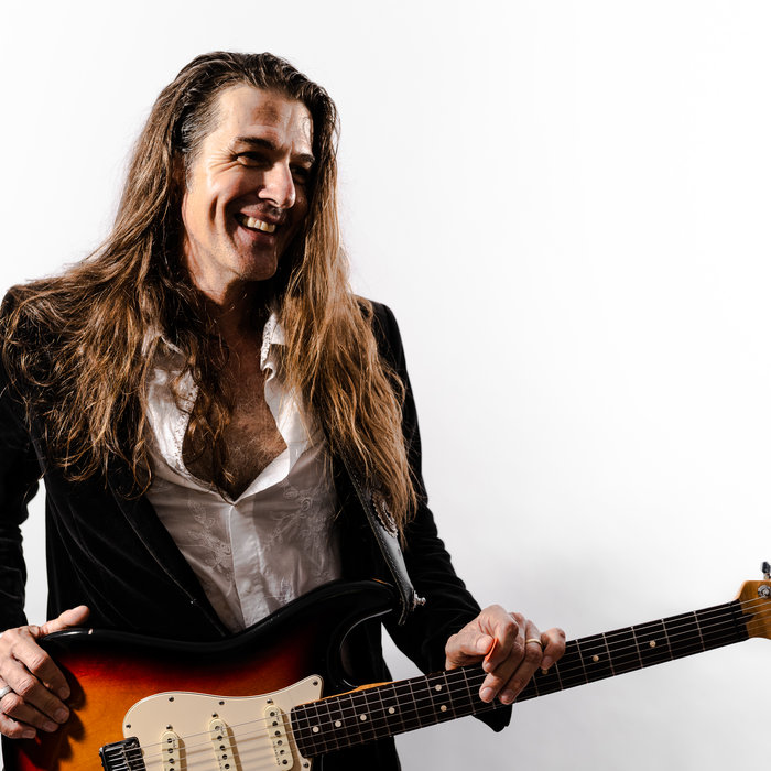 Major Scale Modes and Blues Backing Tracks | Simon Gardner