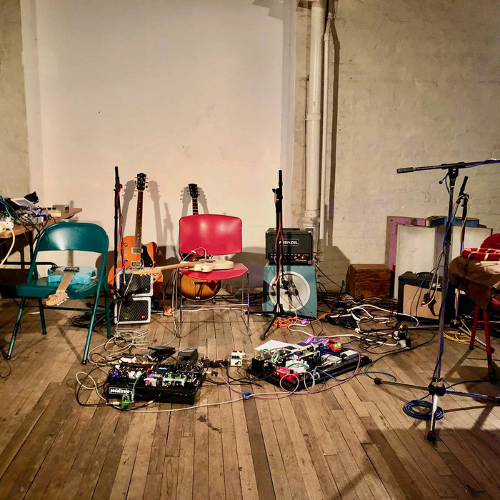 Robert Poss (solo) live at Phill Niblock's Experimental Intermedia 12 ...