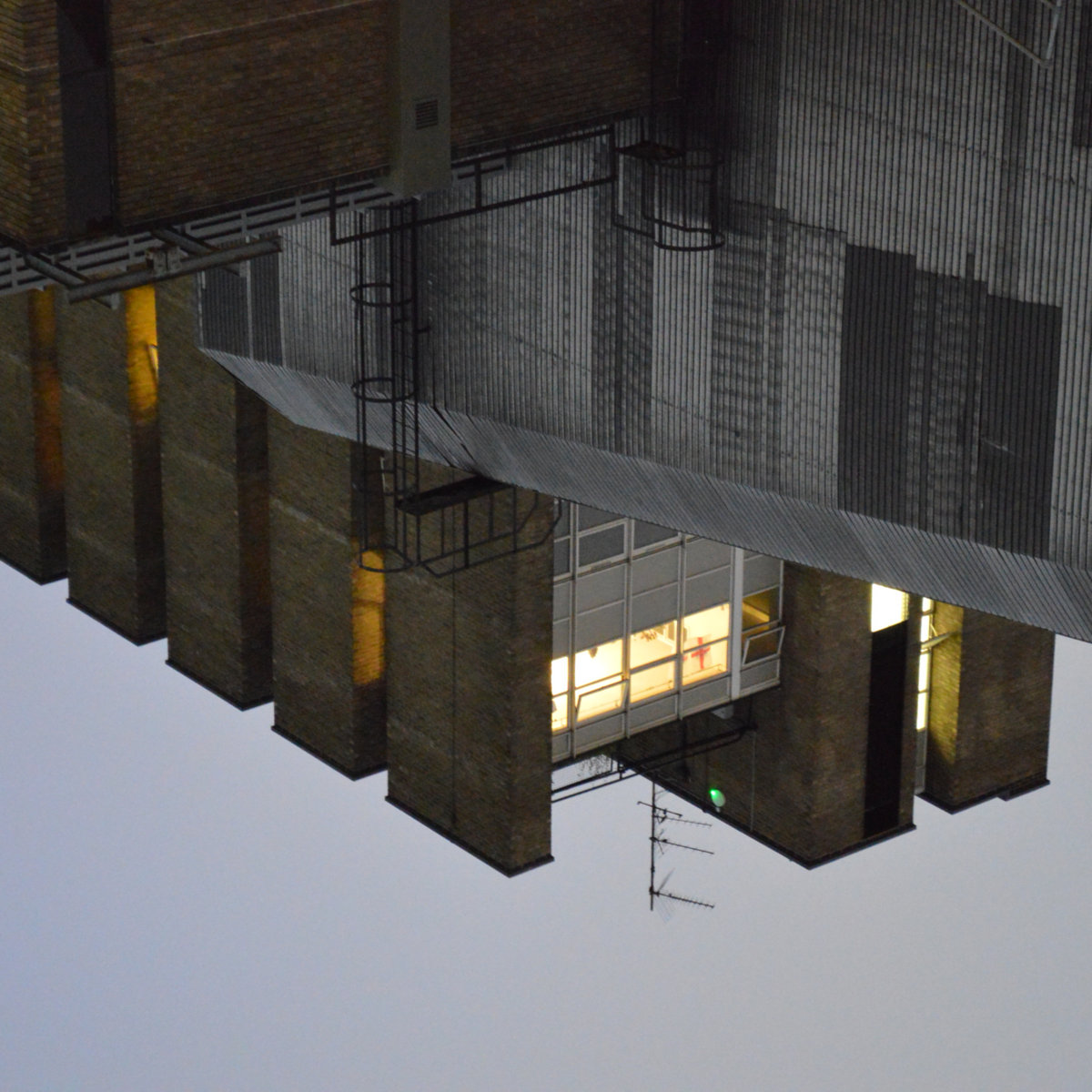 under the bridge | Elizabeth Smyth