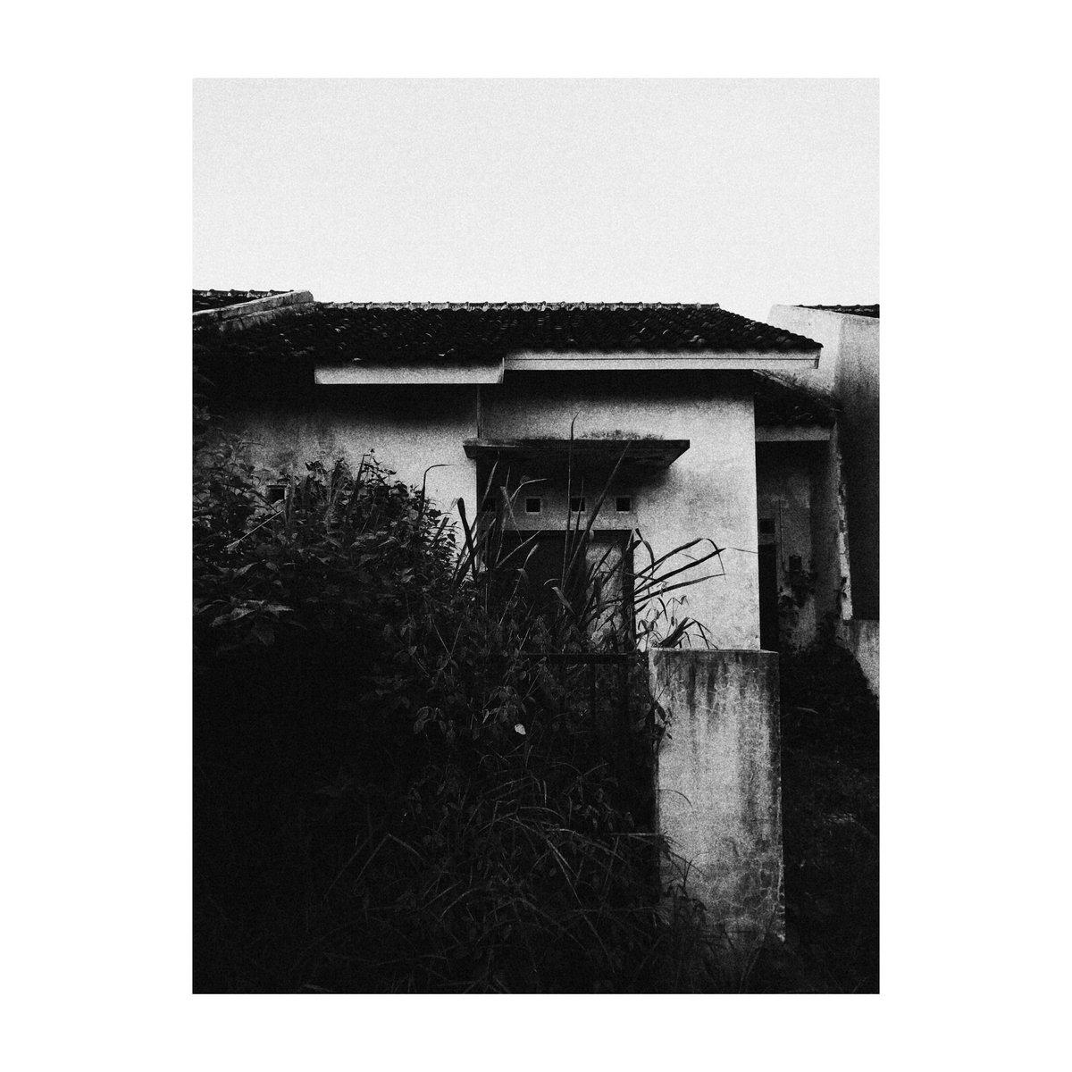 Out of Nowhere | BCHNW | Broken Cursór