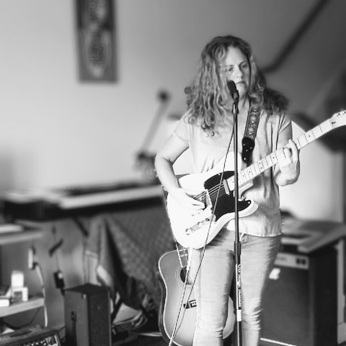 Staying Lakeside | MichelleLuna