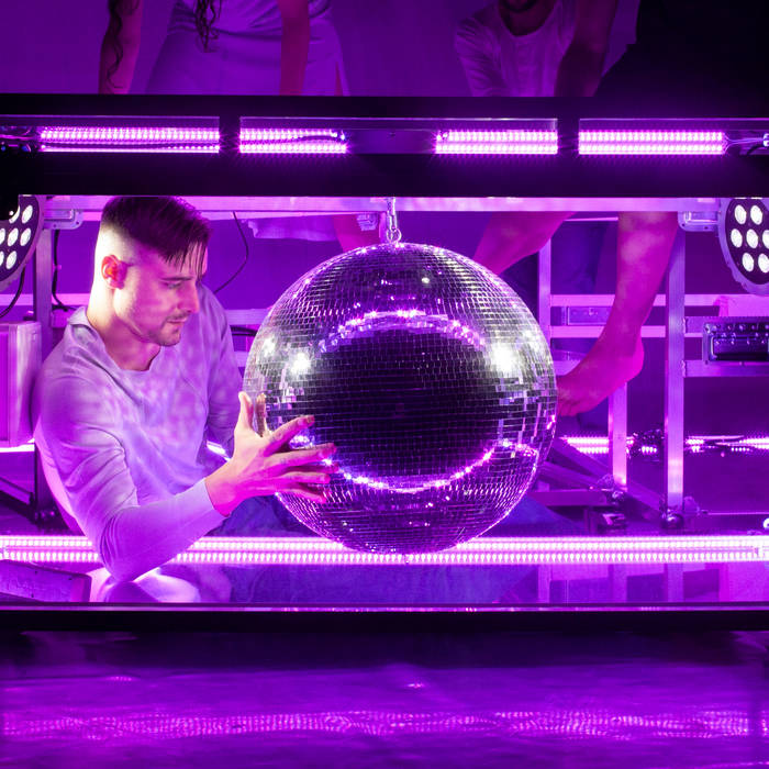 Joy Enjoy Joy | WArd/waRD - Ann Van den Broek | Nicolas Rombouts ...