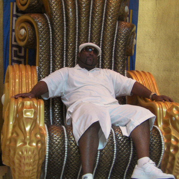 Bees Like That | Cashmere the PRO | Cashmere the PROfessional