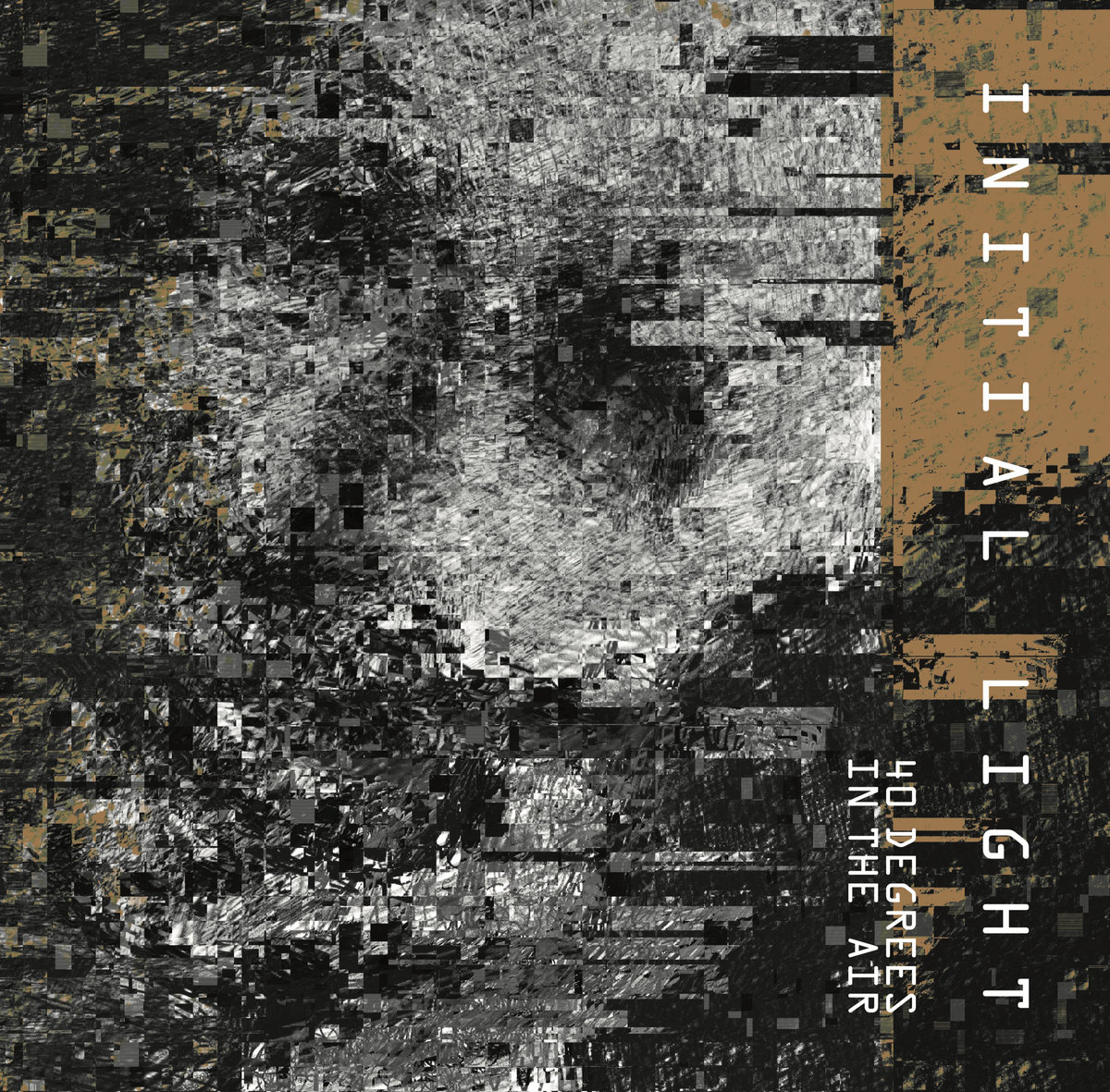 40 Degrees In The Air | INITIAL LIGHT | Oráculo Records