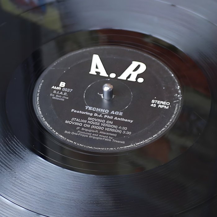 Techno Age 'Movin On' J. Rainbow Edit | J Rainbow