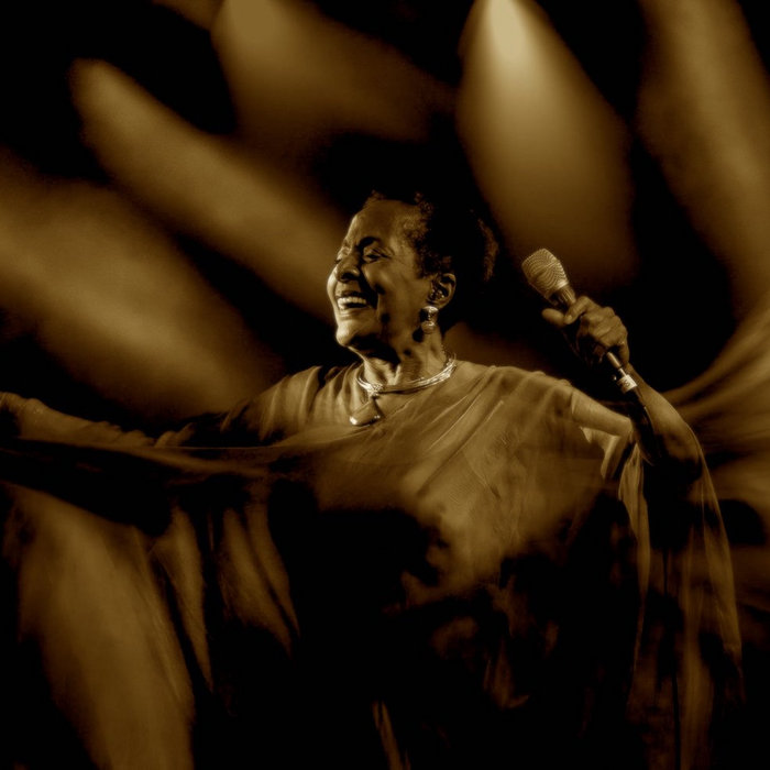 y su lucha | DUNESKA (La Duni)