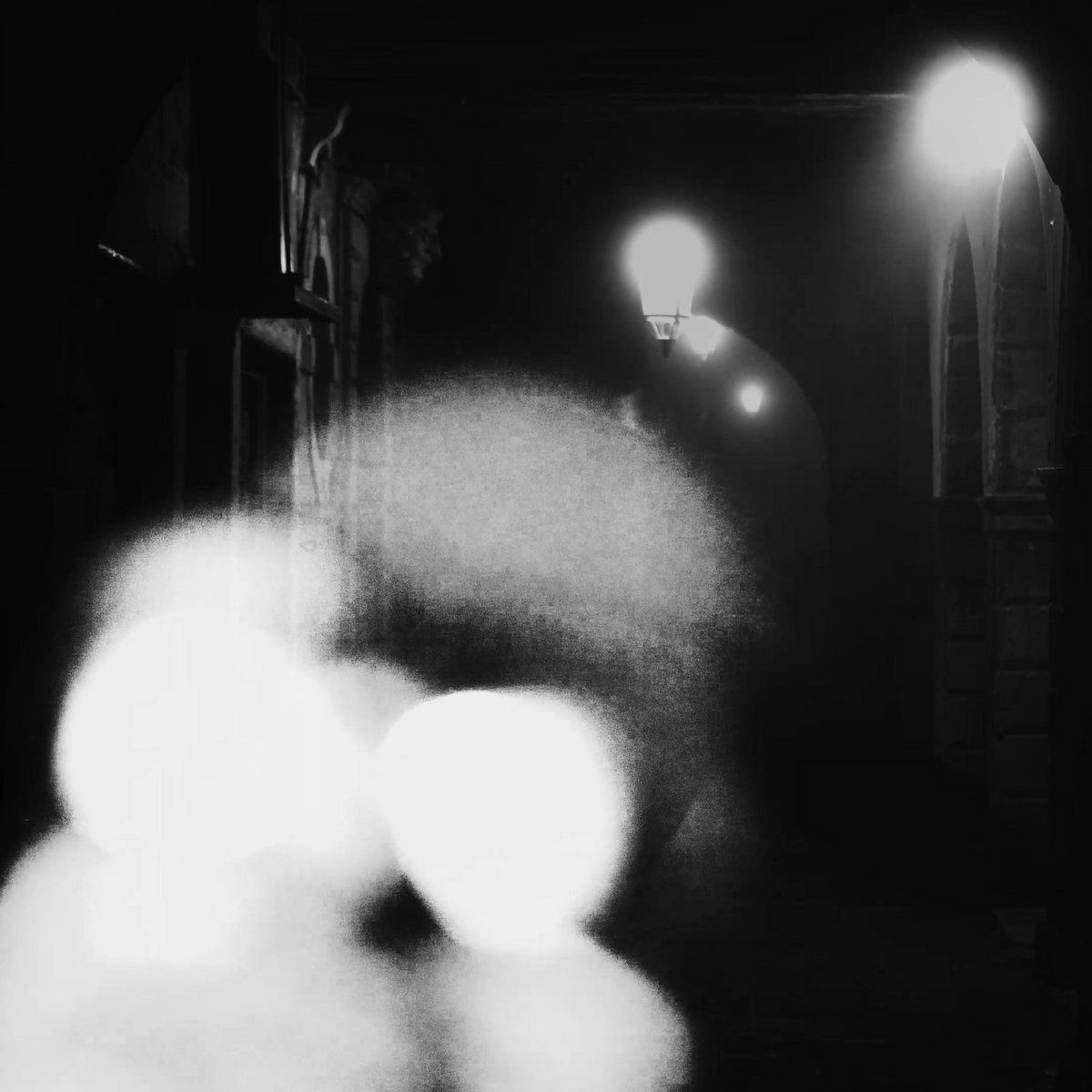 Follow a Stranger | Arc Gotic