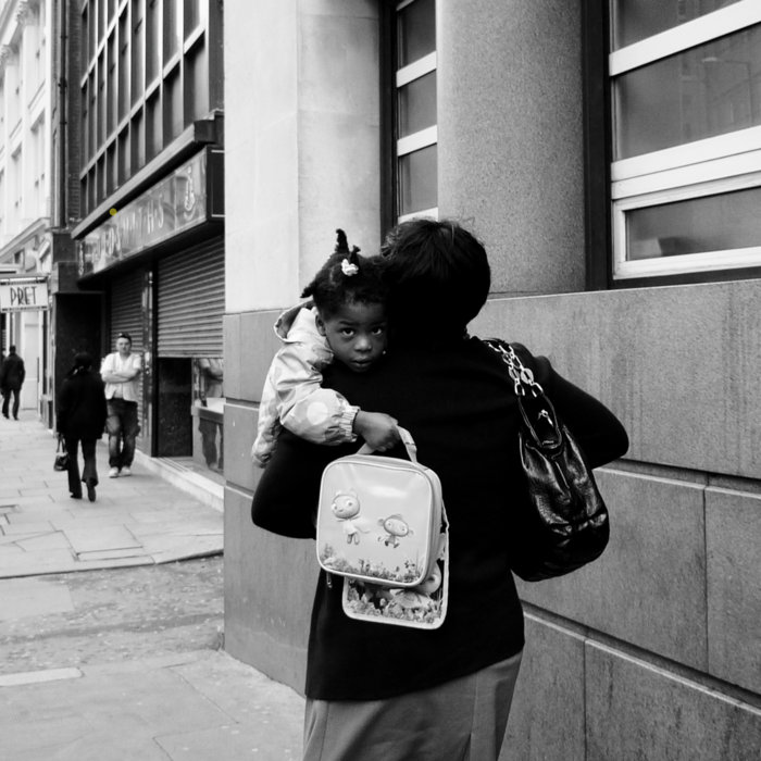 Holding on EP | BRAIN.