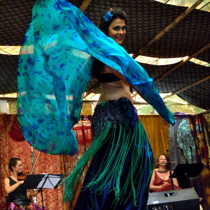 Aye Zein | The Caravan Stage