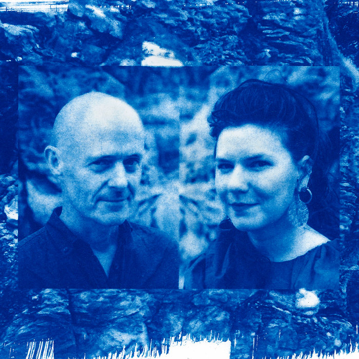 Dealán Dé | Clare Sands & Brian Finnegan | Clare Sands