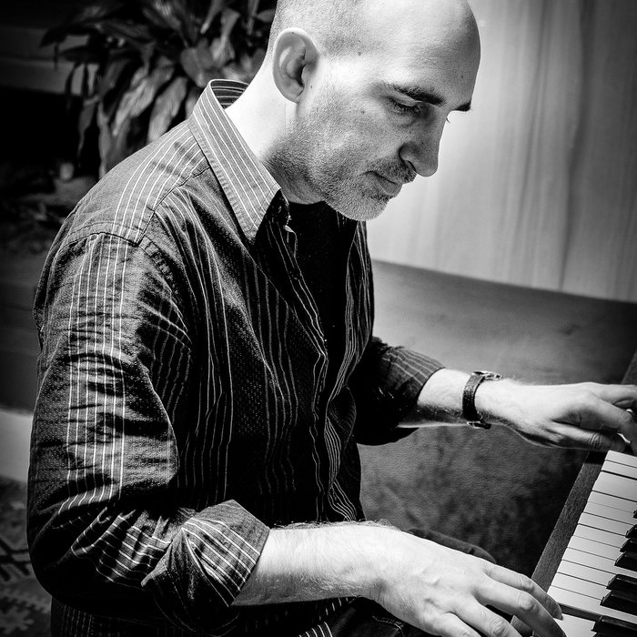 Where's My Gloria? (2012) | Dan Frechette